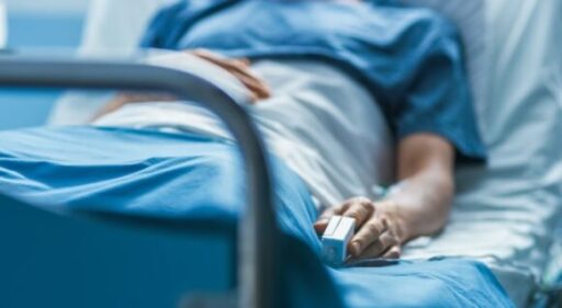 9 End-of-Life Signs Hours Before Death | IP Live-In Care